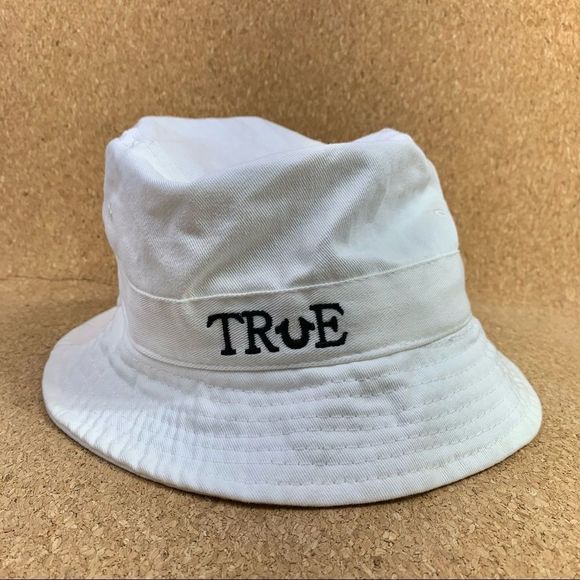 True Religion | Accessories | Truereligion True Embroidered Whiteblack ...